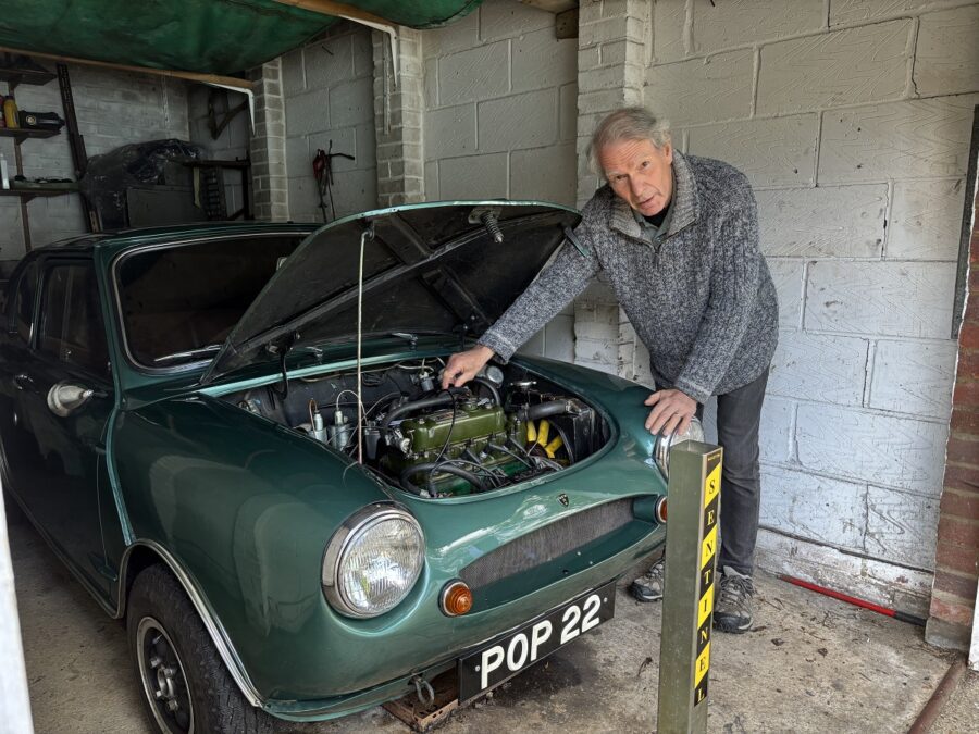 Around 80 classic and vintage cars to parade though Barnet High Street ...
