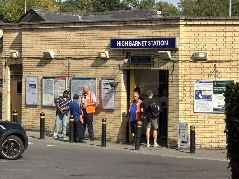 Transport for London bans flats protest rally outside High Barnet ...