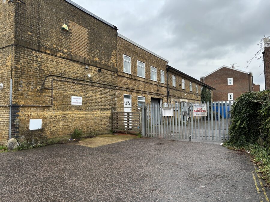Pressure to offer and retain workrooms and offices close to Barnet town ...